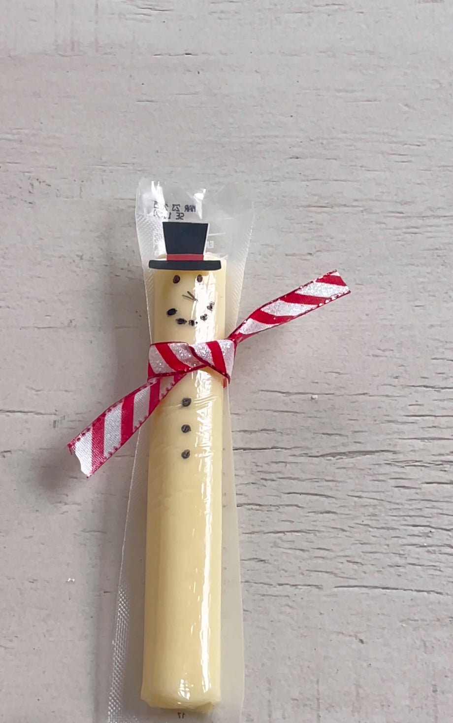 Snowman String Cheese: A Simple and Festive Snack for the Holidays ...