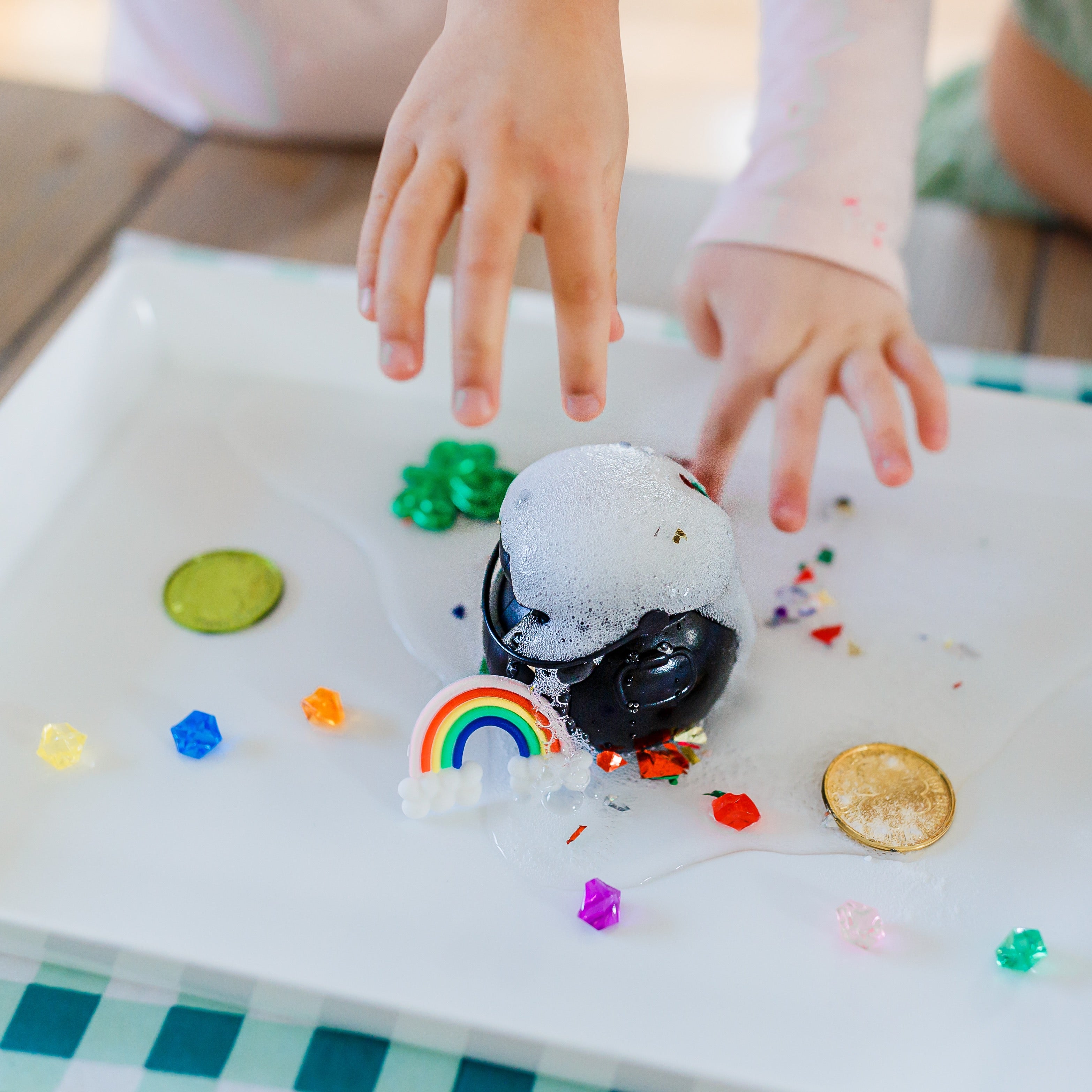 St. Patrick's Day STEM Activities: Fizzy Leprechaun Potion – Stay at ...